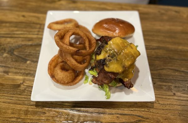 CRAFT 60 TAPHOUSE & GRILL - Updated January 2026 - 196 Photos & 149 ...