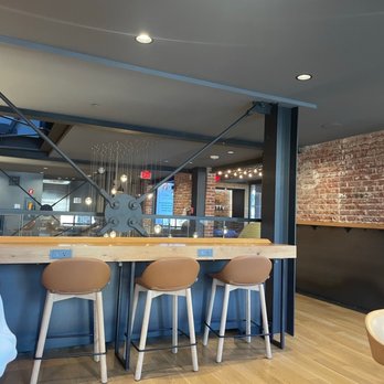 CAPITAL ONE CAFÉ - 67 Photos & 37 Reviews - 3150 M St NW, Washington ...