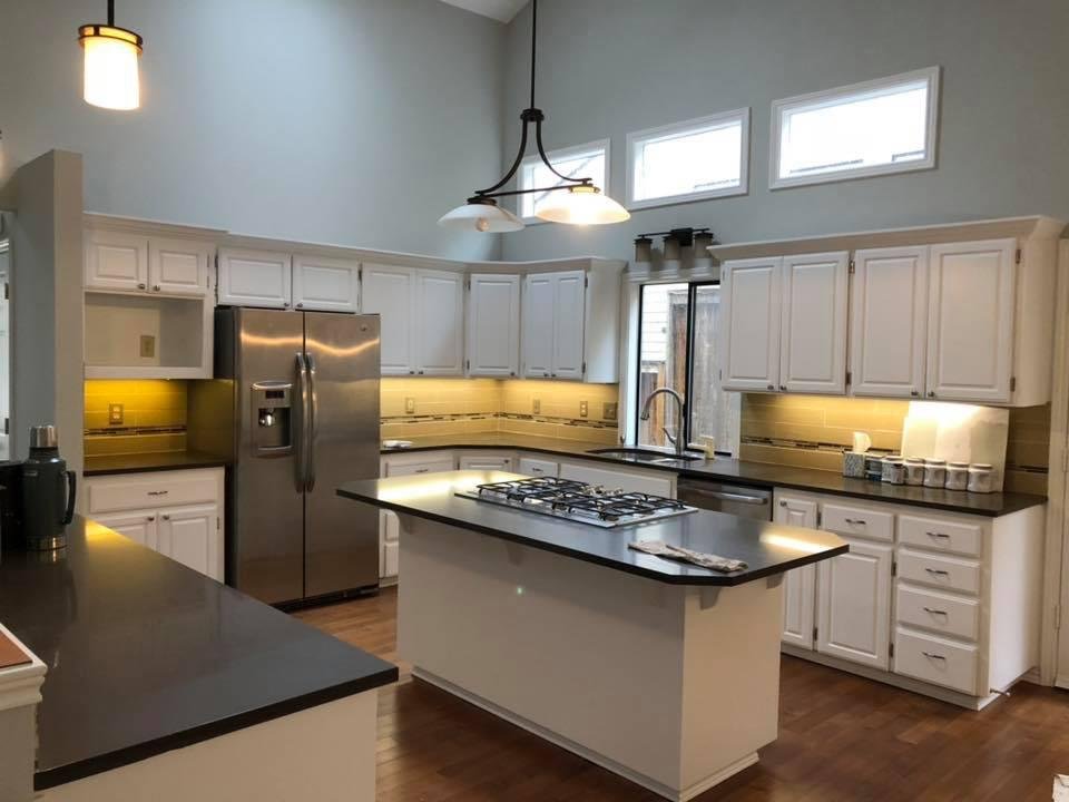 NATIVE SON PAINTING - Updated March 2025 - 25 Photos - 6027 SE Lois St ...