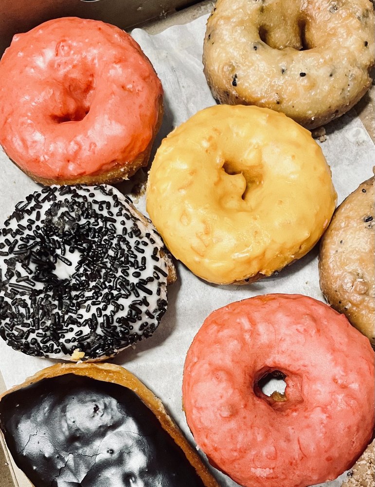 DONUT STORR - Updated February 2026 - 93 Photos & 91 Reviews - 5972 ...