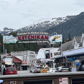 THE KRABBY CRAB SHACK - Updated January 2026 - 32 Photos & 27 Reviews ...