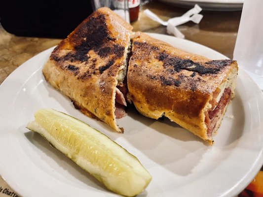 RIVER STREET DELI - Updated December 2025 - 151 Photos & 237 Reviews ...