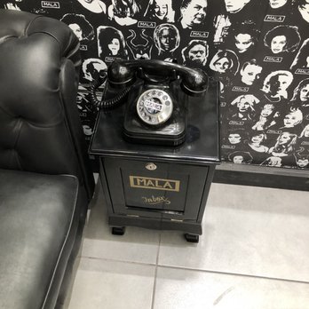 MALA PELUQUERIA - Updated October 2025 - 21 Photos & 23 Reviews ...