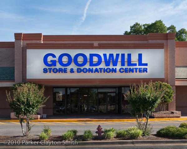 GOODWILL THRIFT STORE & DONATION CENTER - Updated November 2025 - 10 ...