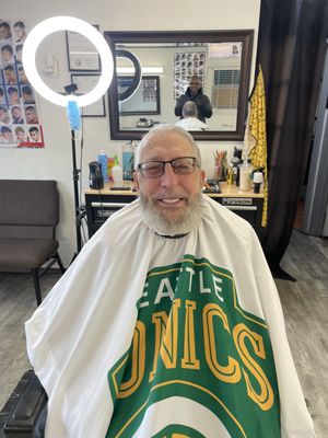 SLIMS BARBERSHOP - Updated December 2025 - 28 Photos - Renton ...