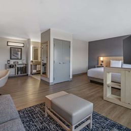 HYATT PLACE RIVERSIDE/DOWNTOWN - Updated December 2025 - 337 Photos ...