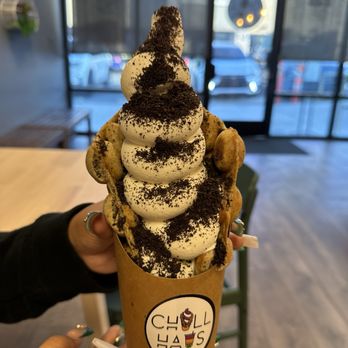 CHILL HAUS - Updated July 2024 - 585 Photos & 349 Reviews - 6446 N ...