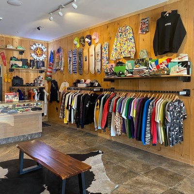 CHANGE CLOTHES - Updated September 2025 - 41 Photos - 7164 E Main St ...