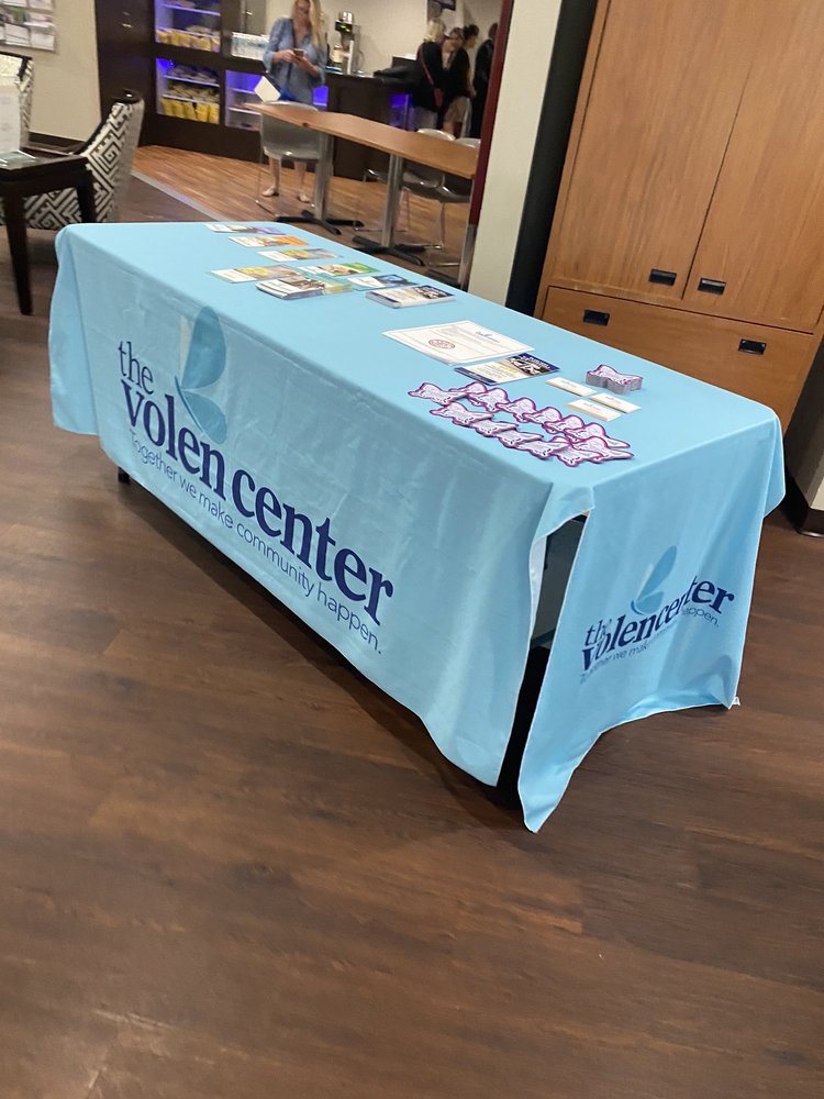 MAE VOLEN SENIOR CENTER - Updated August 2025 - 14 Photos - 1515 W ...