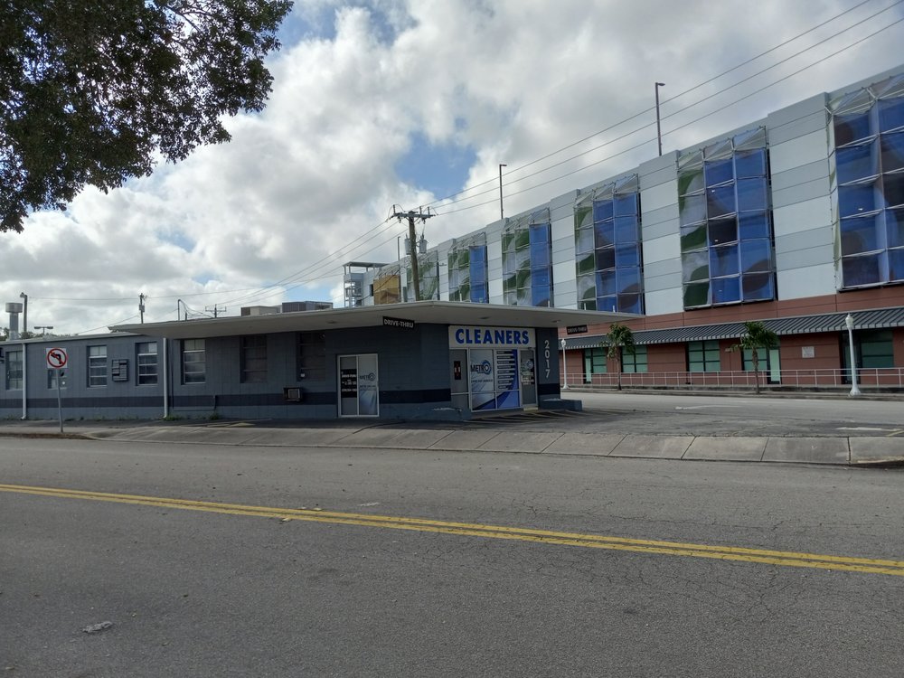 METRO CLEANERS - Updated December 2025 - 2017 Monroe St, Fort Myers ...
