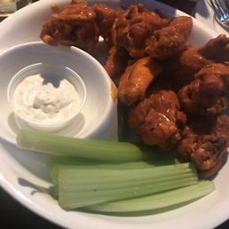 CLADDAGH PUB - Updated August 2025 - 99 Photos & 229 Reviews - 2918 O ...