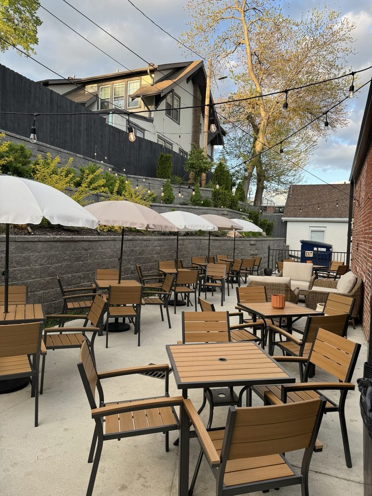 TRUE AMERICAN BAR AND SPIRITS - Updated June 2024 - 11 Photos - 3710 ...