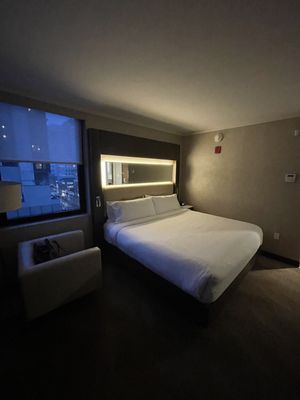 HOLIDAY INN BROOKLYN DOWNTOWN - Updated December 2025 - 155 Photos ...