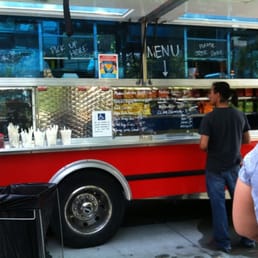 SAM’S CHOWDERMOBILE - Updated December 2025 - 403 Photos & 411 Reviews ...