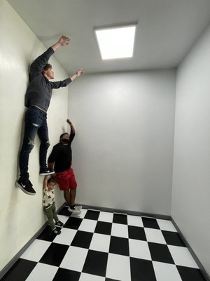 ESCAPE ROOM 831 - Updated September 2025 - 81 Photos & 110 Reviews ...