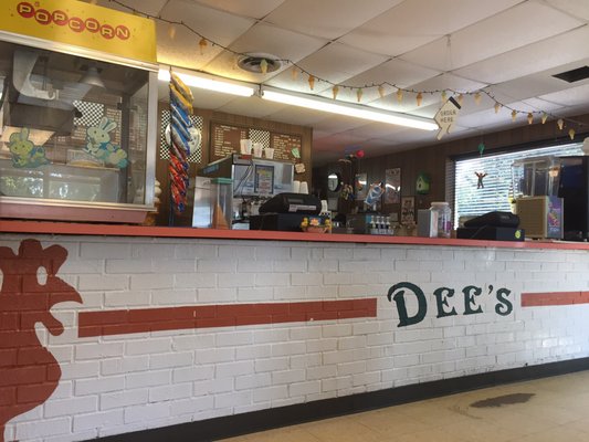 DEE’S DAIRY BAR & DRIVE IN - Updated September 2025 - 23 Reviews - 620 ...
