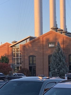 REI - Updated August 2025 - 33 Photos & 79 Reviews - 380 SW Powerhouse ...