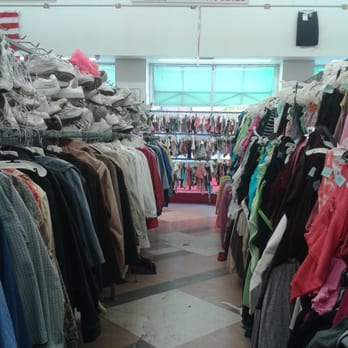 VILLAGE DISCOUNT OUTLET - Updated December 2025 - 14 Photos & 33 ...