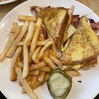 COSMOS RESTAURANT - Updated August 2025 - 137 Photos & 110 Reviews ...