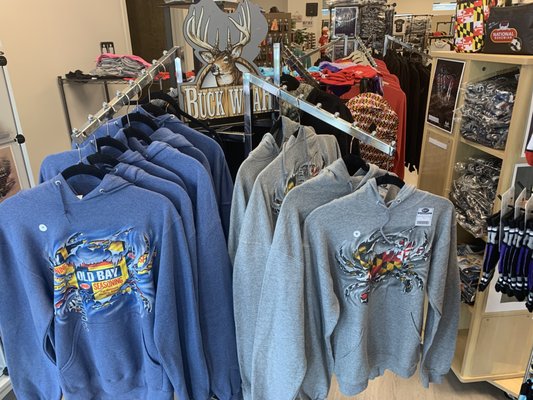 RED RUN APPAREL & GIFTS - Updated July 2025 - 15 Photos - 10999 Red Run ...