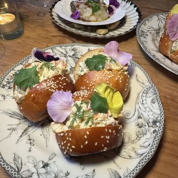 LILITH - Updated November 2024 - 288 Photos & 77 Reviews - 238 Spahr St ...