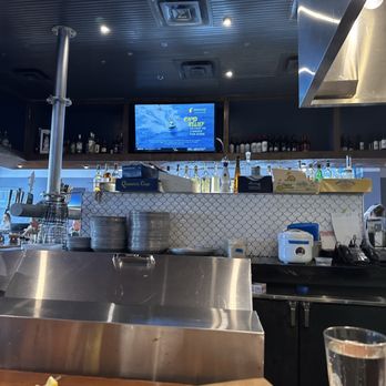 SALT TRADERS ZILKER - Updated May 2025 - 975 Photos & 506 Reviews ...