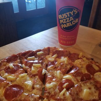 RUSTY’S PIZZA PARLOR - Updated October 2025 - 20 Photos & 33 Reviews ...