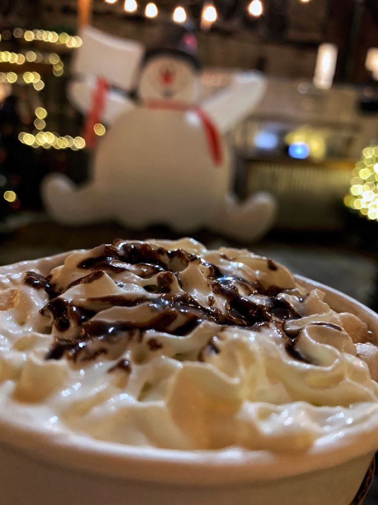 WALNUT GARDEN - Updated October 2025 - 72 Photos & 33 Reviews - 1706 ...