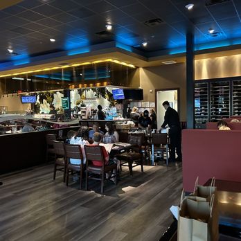 FOUR LEAVES ASIAN RESTAURANT - Updated November 2025 - 309 Photos & 307 ...