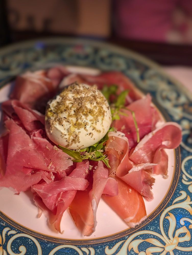 GILÒ - Updated August 2025 - Via dei Fossi 44R, Firenze, Italy - Piano ...