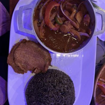 FIRST REPUBLIC LOUNGE AND RESTAURANT - Updated July 2025 - 129 Photos ...