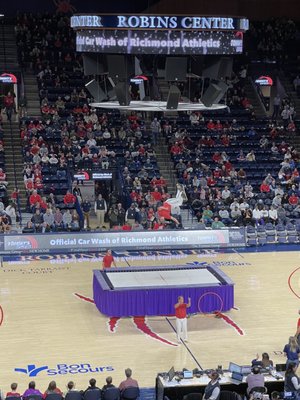 ROBINS CENTER - Updated December 2025 - 55 Photos - 6505 Boatwright Dr ...