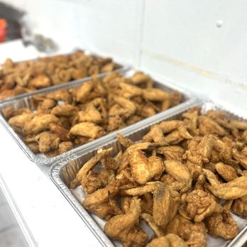 Al fish and chicken store