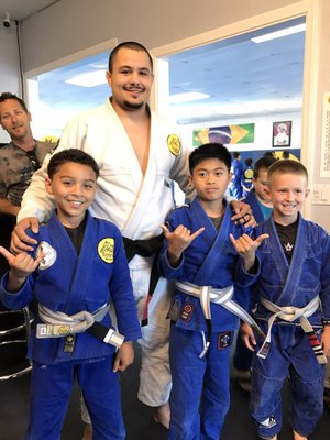 GRACIE HUMAITA LA MESA BRAZILIAN JIU JITSU - Updated December 2025 - 32 ...