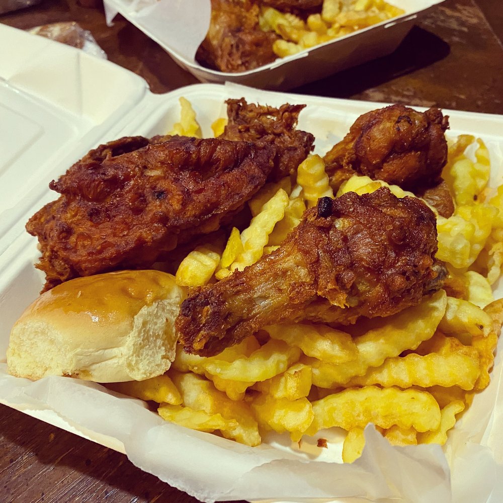 CHICKEN DELIGHT - 37 Photos & 74 Reviews - 476 Maple Ave, Westbury, New ...