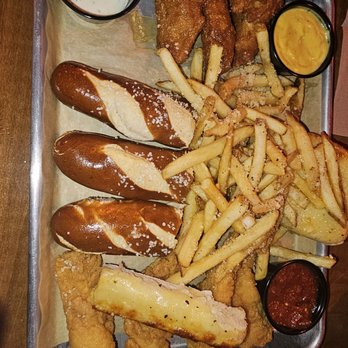 BOWLERO WALLINGFORD - Updated January 2026 - 31 Photos & 13 Reviews ...