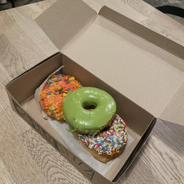 SLODOCO DONUTS - Updated June 2025 - 1555 Photos & 1346 Reviews - 793 E ...