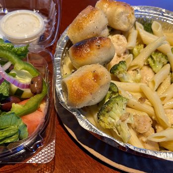 EST EST EST PIZZA - Updated April 2025 - 129 Photos & 204 Reviews ...