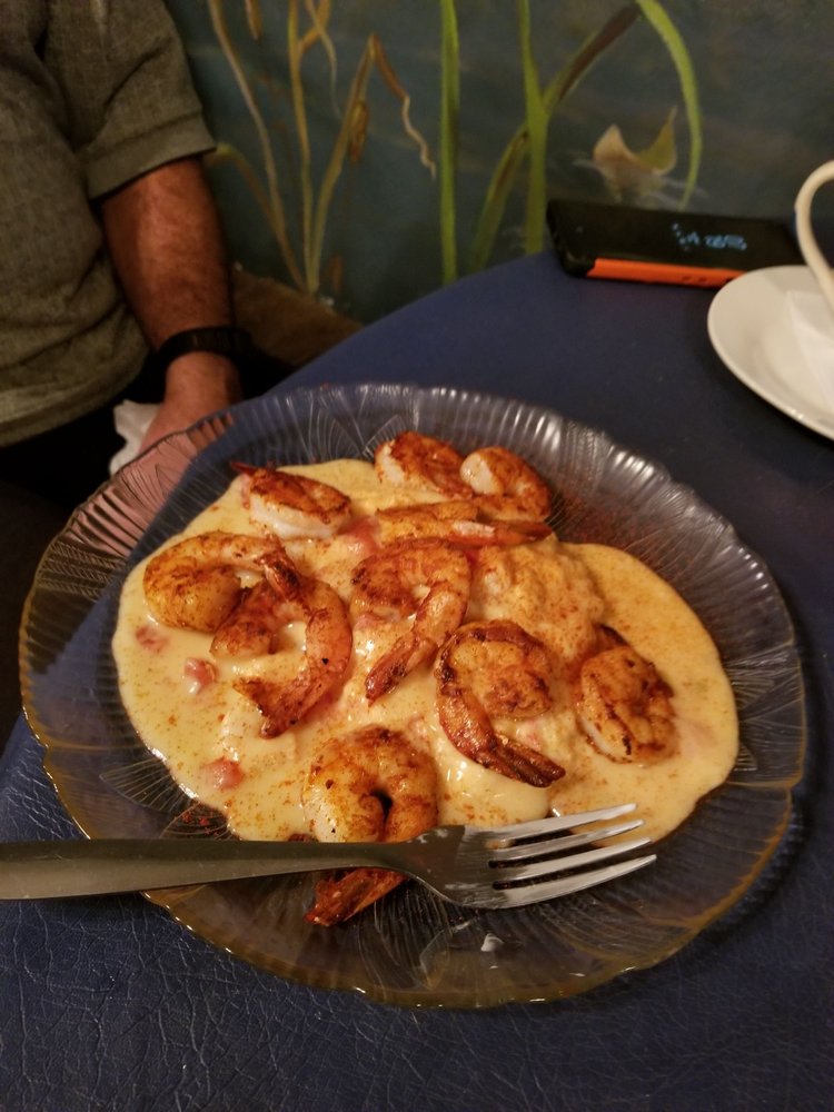 BLUE MOON CAFE - Updated August 2025 - 26 Photos & 39 Reviews - 195 S ...