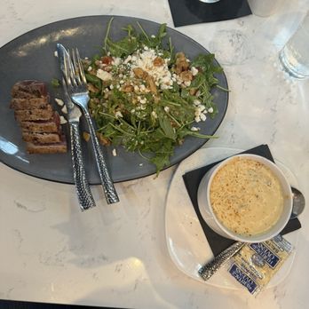 MICHAEL’S CAFE - Updated May 2025 - 465 Photos & 463 Reviews - 2119 ...