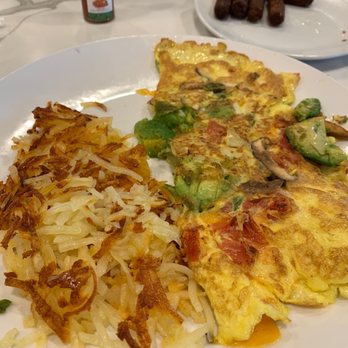 TIFFANY DINER - Updated June 2025 - 135 Photos & 198 Reviews - 9010 ...