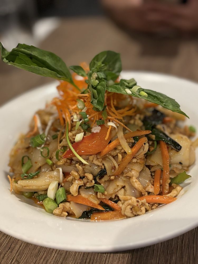 NOODLE WAVE - Updated January 2026 - 693 Photos & 733 Reviews - 1490 W ...