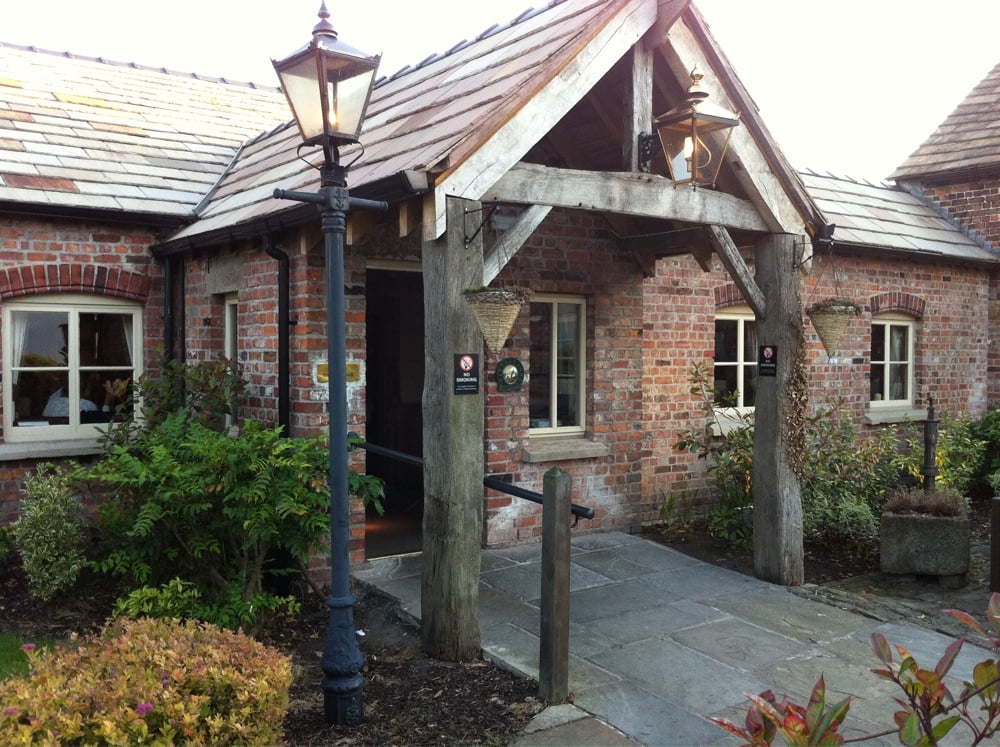 THE SANDPIPER - Updated December 2025 - 16 Photos & 10 Reviews ...