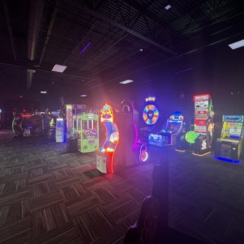 MONSTER MINI GOLF KATY - Updated October 2025 - 75 Photos & 26 Reviews ...