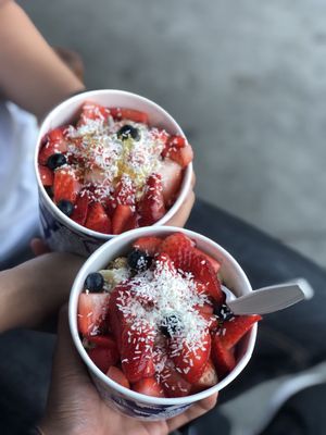 BACKYARD BOWLS - 488 Photos & 685 Reviews - 331 Motor Way, Santa ...