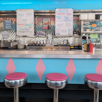 THE COMET CLASSIC DINER & CREAMERY - Updated December 2025 - 151 Photos ...