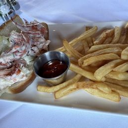 CHART HOUSE - Updated June 2025 - 709 Photos & 1093 Reviews - 60 Long ...