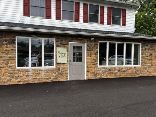 BUTTERCUP BISTRO - Updated December 2025 - 62 Photos & 39 Reviews - 735 ...