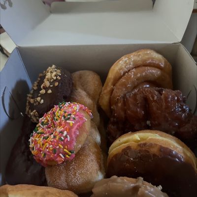 MISS DONUTS - Updated January 2025 - 39 Photos & 58 Reviews - 40335 ...