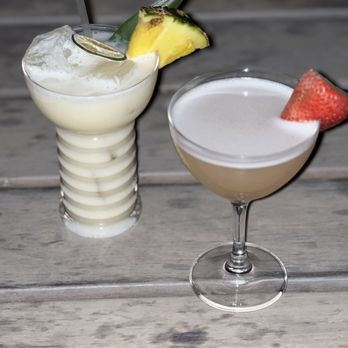 THE MOONSTONE - Updated July 2024 - 132 Photos & 72 Reviews - 930 E 2nd ...